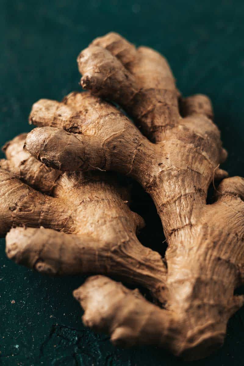 Ginger vs. Ginseng: Properties, Benefits, Recipes & More